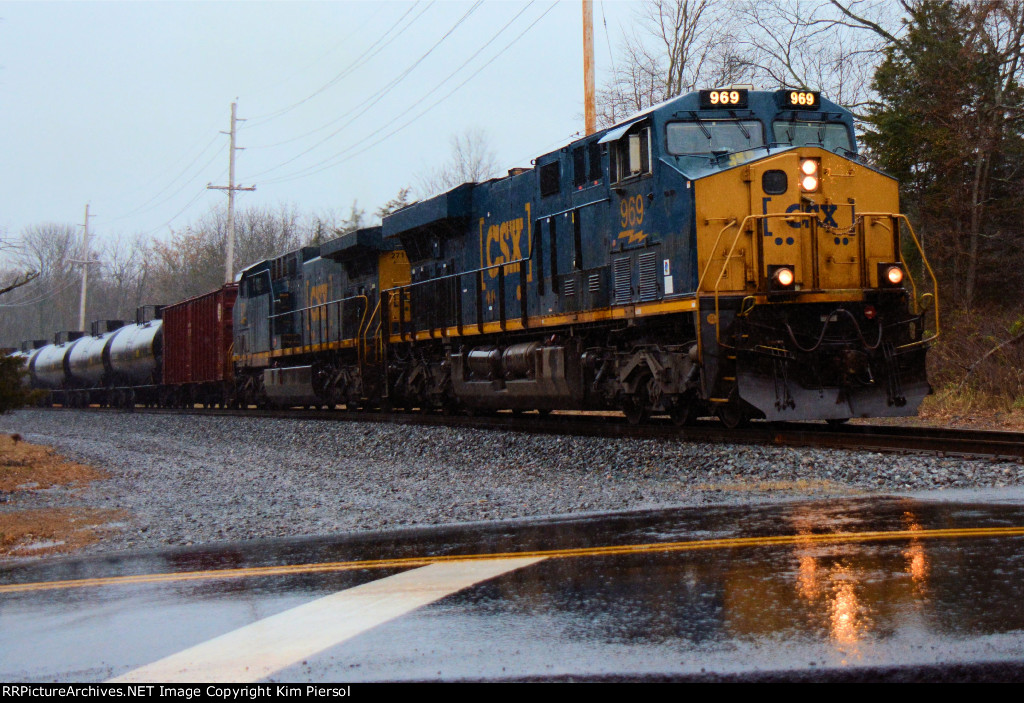 CSX 969 K138 Crude Oil Loads